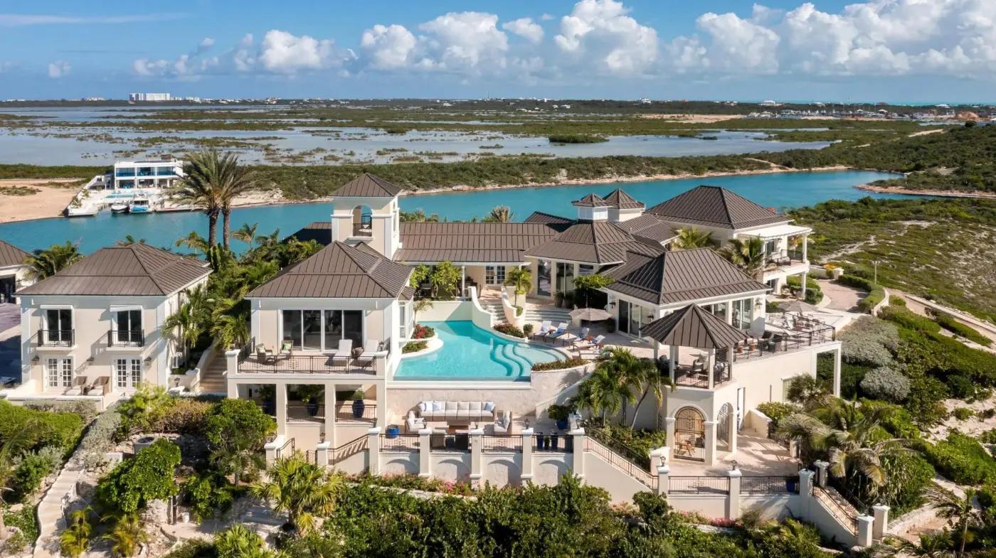 Turtle Tail Villas for Rent & Luxury Vacation Rentals | VILLAWAY®